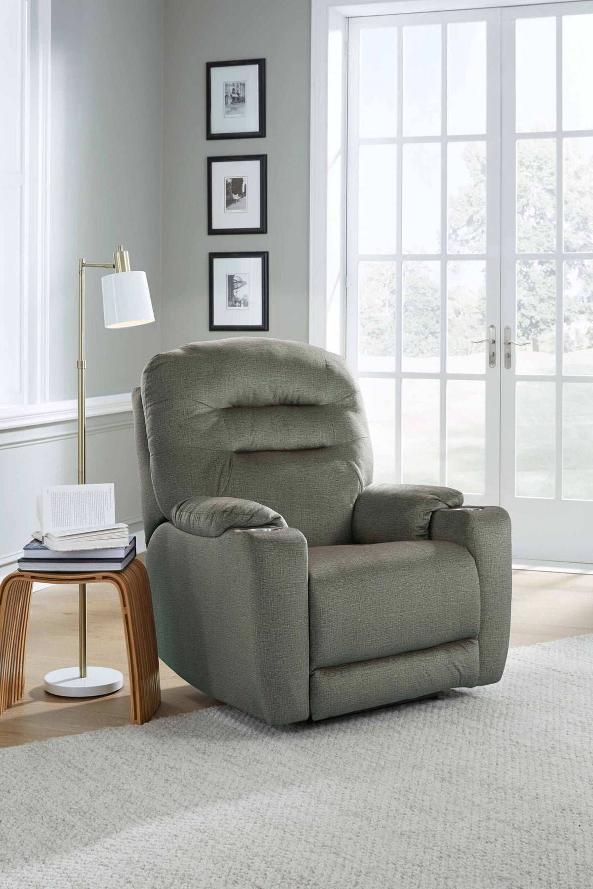 Southern Motion - Front Row Rocker Recliner in Smoke - 1091 ...